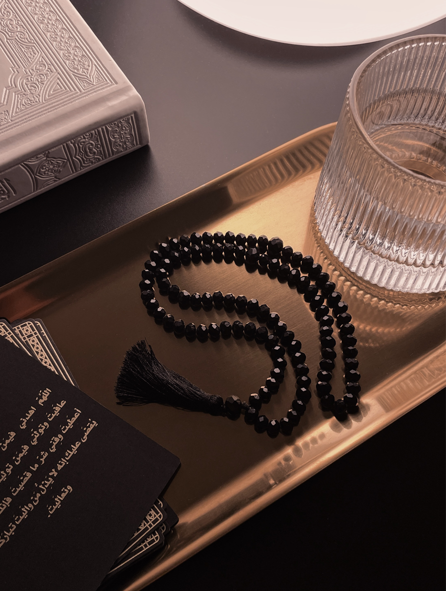 Black Crystal Beads Misbah – TINT LAB