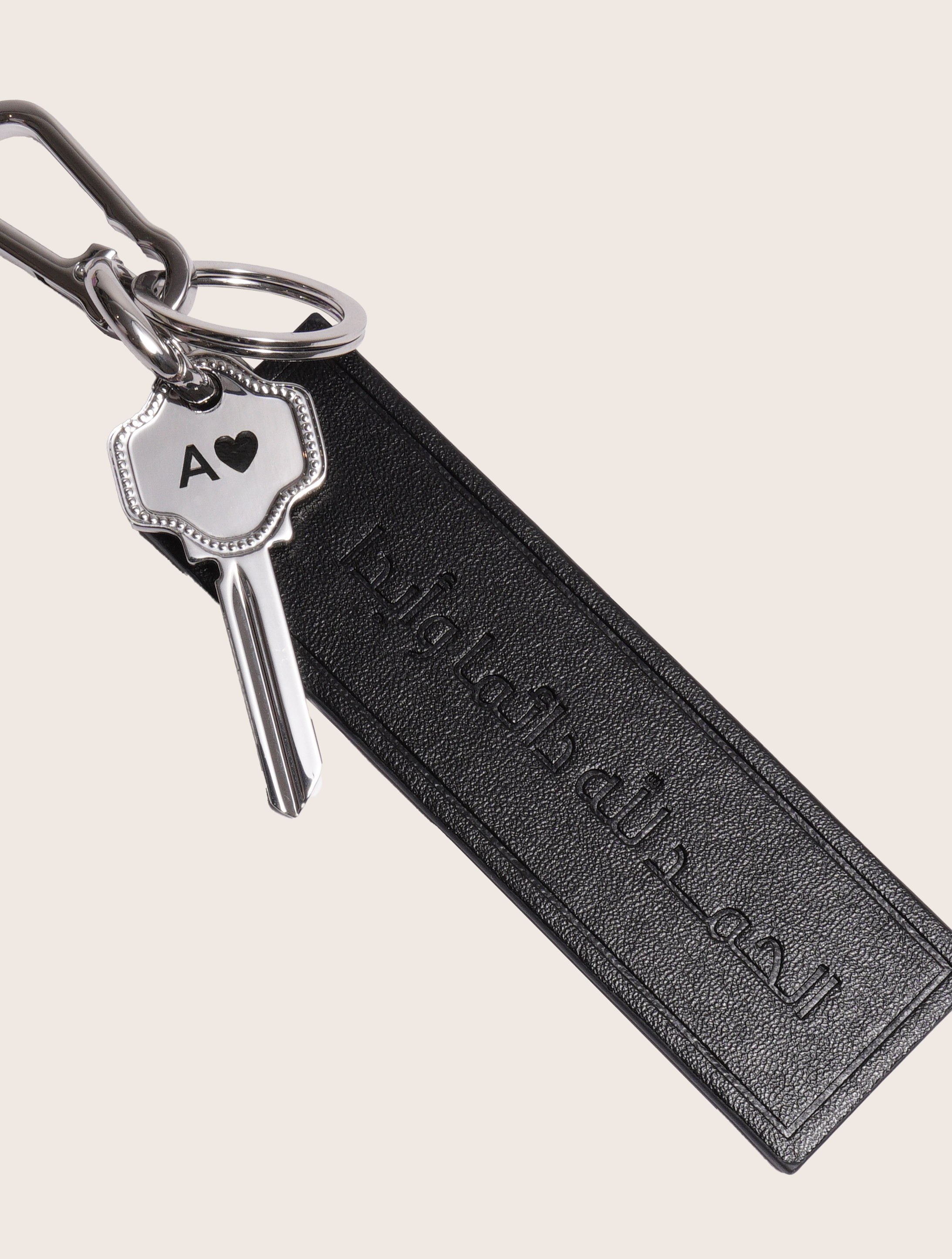 Signature Keychain – TINT LAB